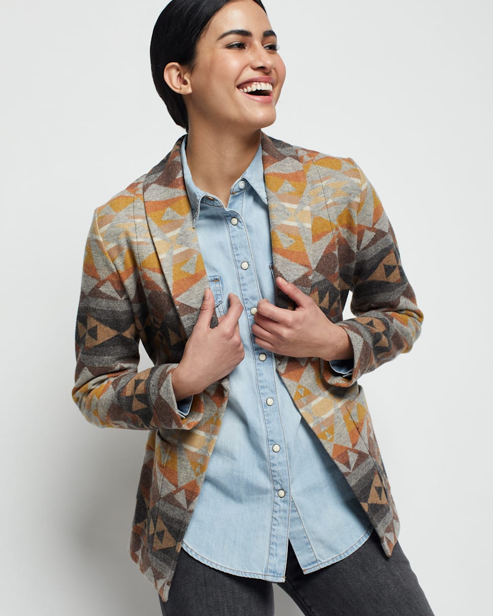 WOMEN'S WOOL WRAP JACKET