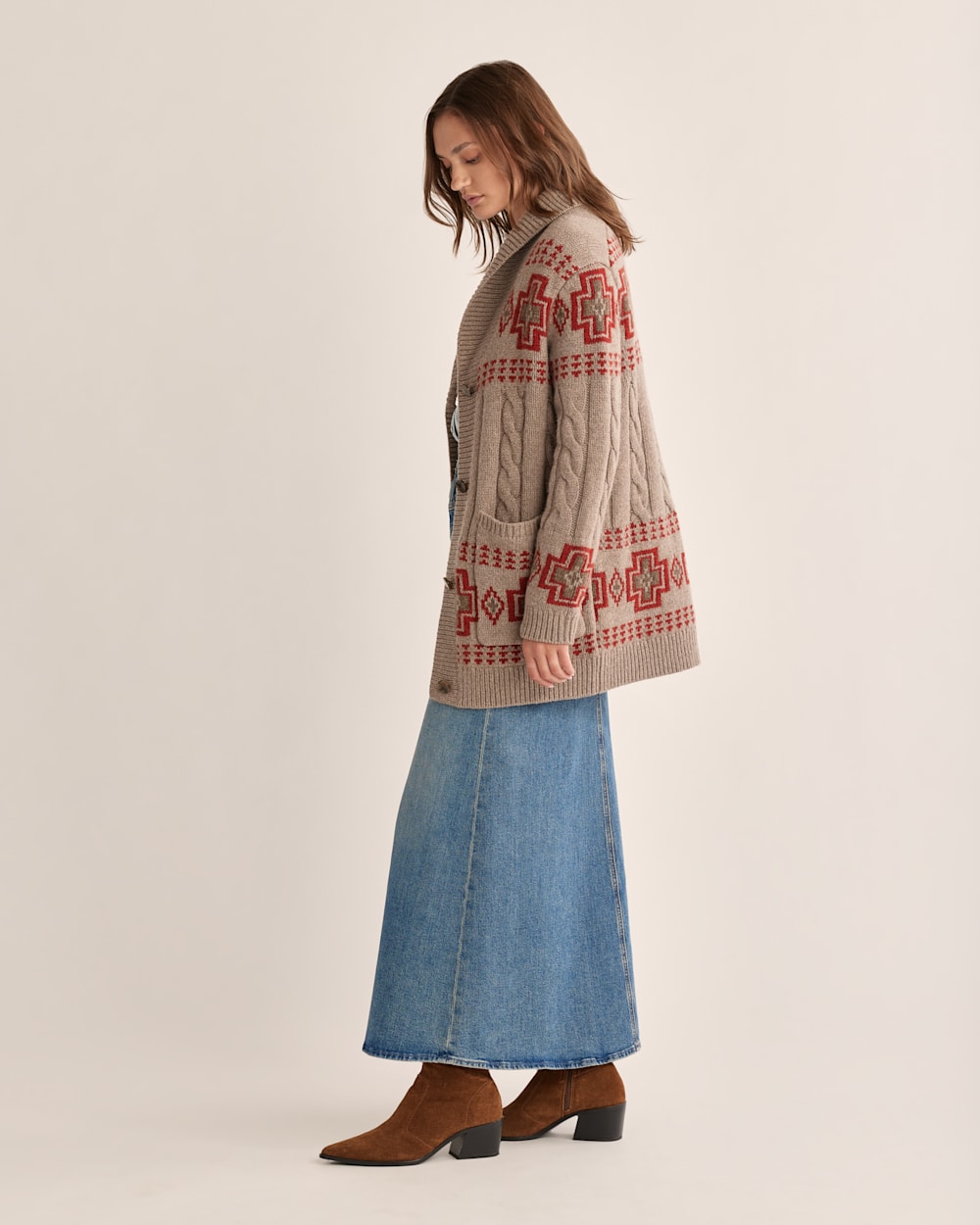 WOMEN'S LAMBSWOOL CABLE CARDIGAN | Pendleton