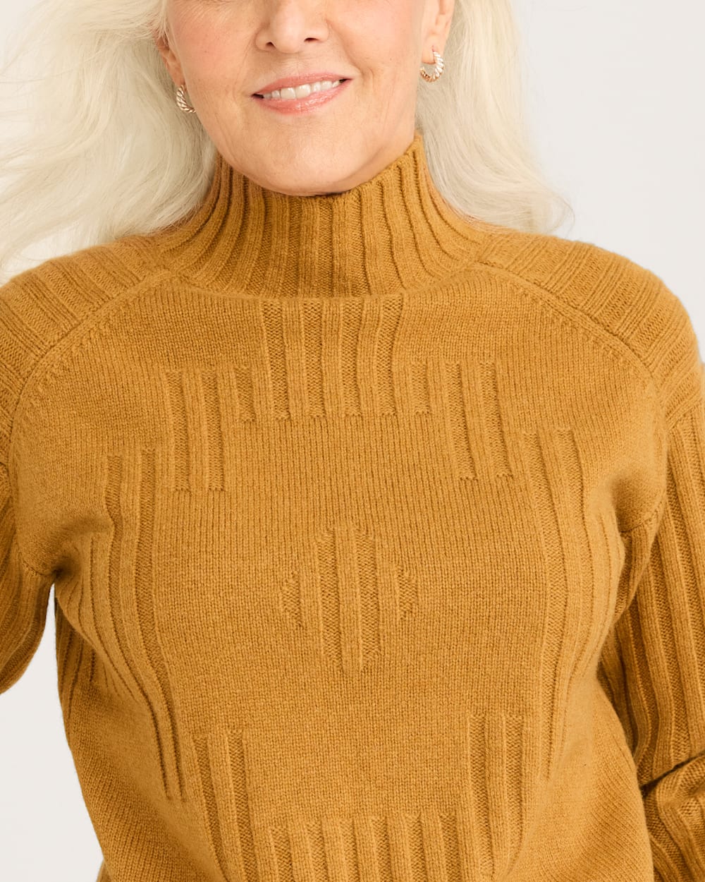 Shop Women's Oversized Mockneck Pullover for Soft Cozy Style | Pendleton