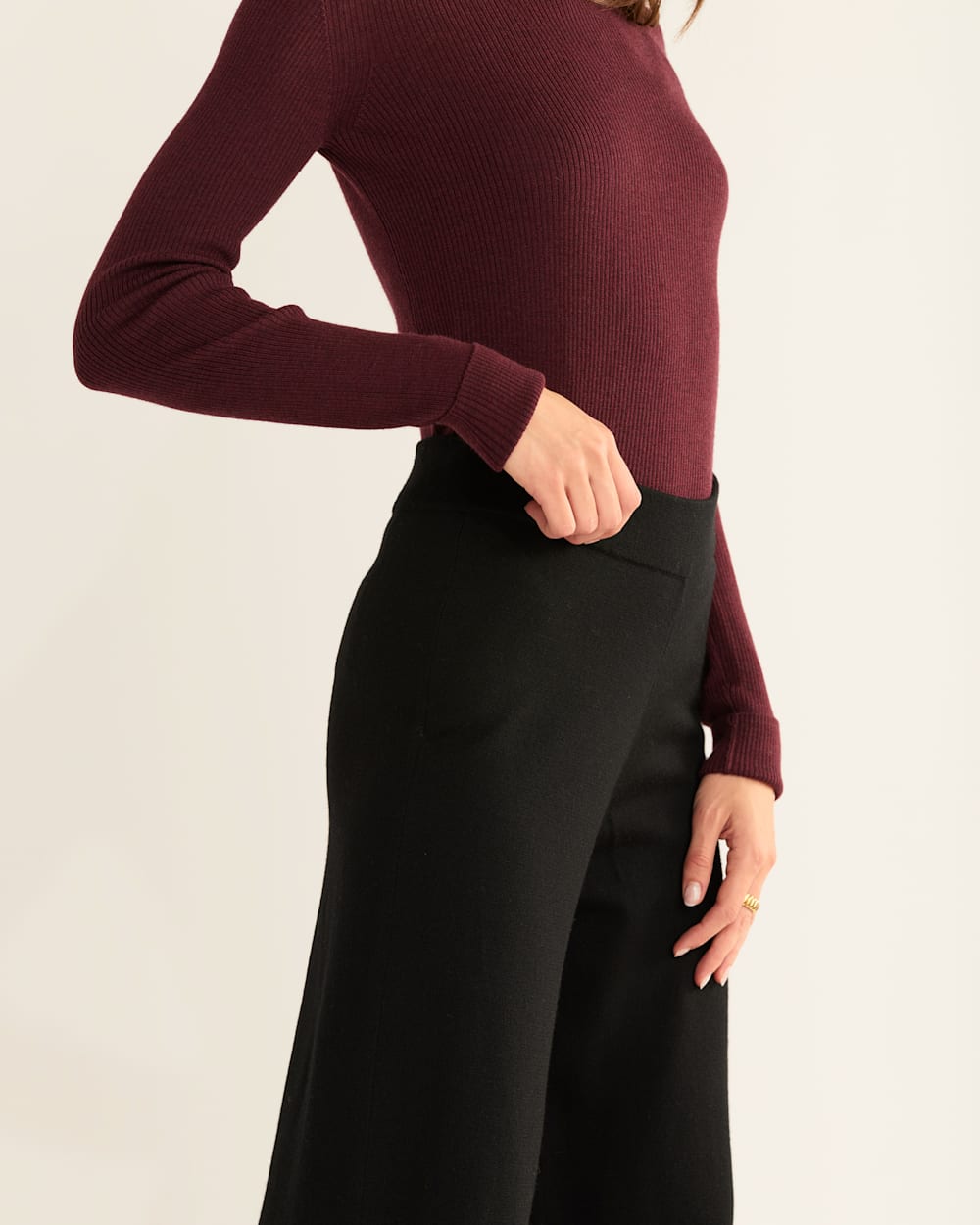 Stylish & Comfortable Women's Merino Knit Pants | Pendleton