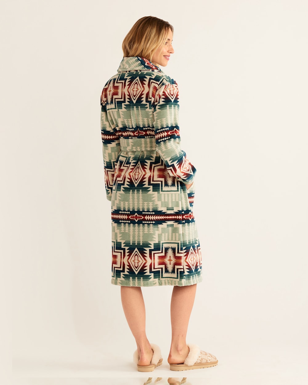Luxurious Comfort: Women's Cotton Terry Velour Robe | Pendleton