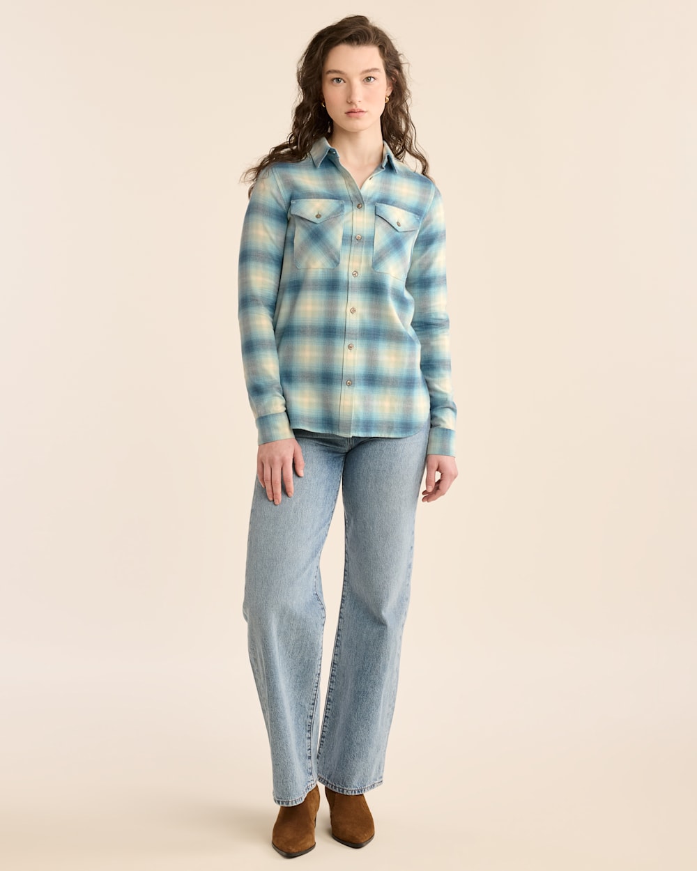 Shop Women's Plaid Madison Doublebrushed Flannel Shirt | Pendleton