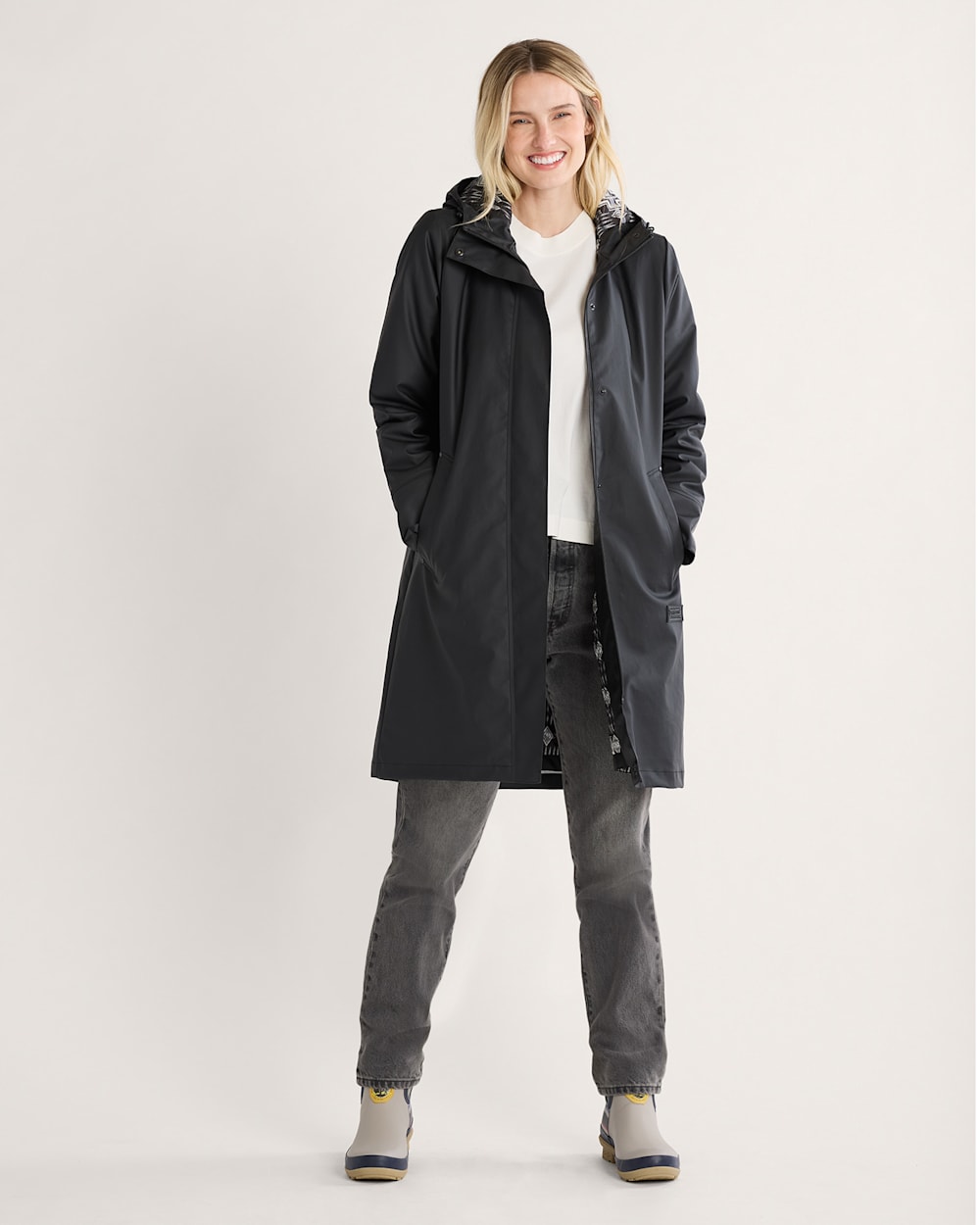 Shop Women's Stylish Rain Slicker: Stylish Comfort | Pendleton