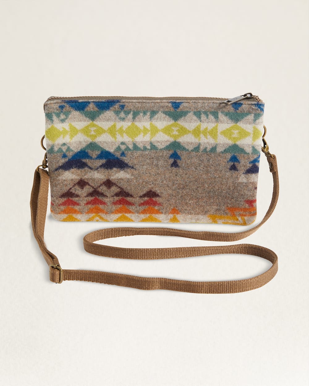 Shop Highland Peak Large Three Pocket Keeper | Pendleton Shop Highland Peak Large Three Pocket Keeper | Pendleton