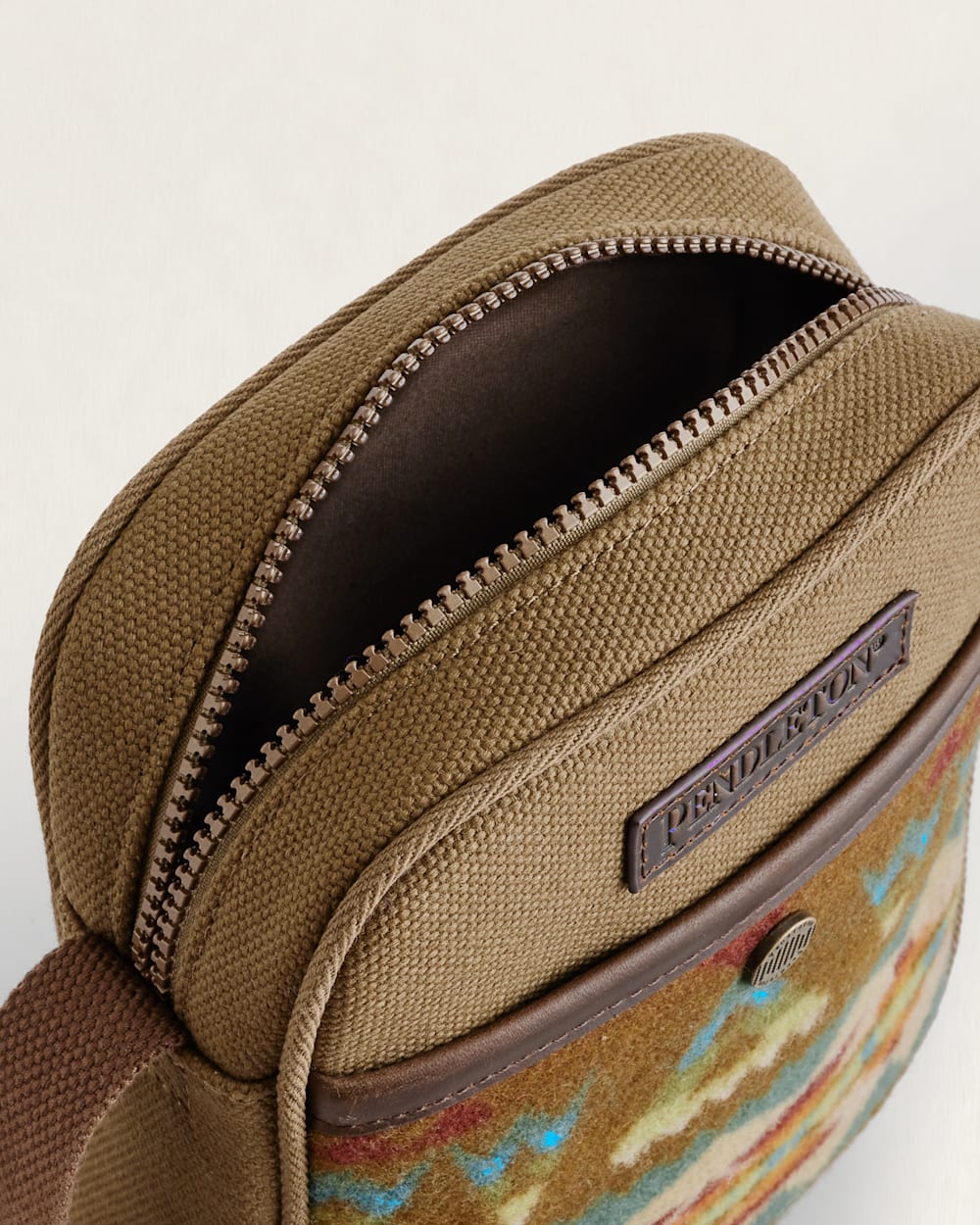 Gather Your Items with a Solstice Canyon Crossbody Satchel | Pendleton