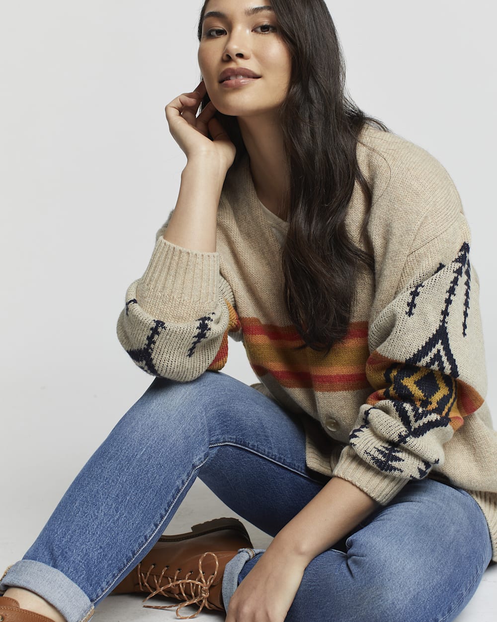 LIMITED EDITION V-NECK WOOL CARDIGAN