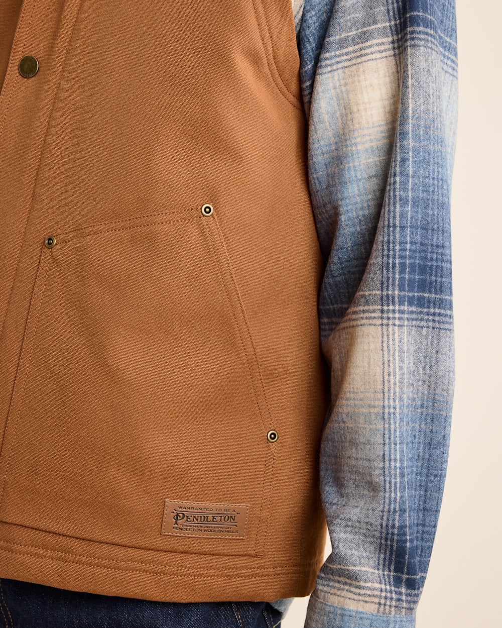 MEN'S PINE GROVE CANVAS VEST | Pendleton