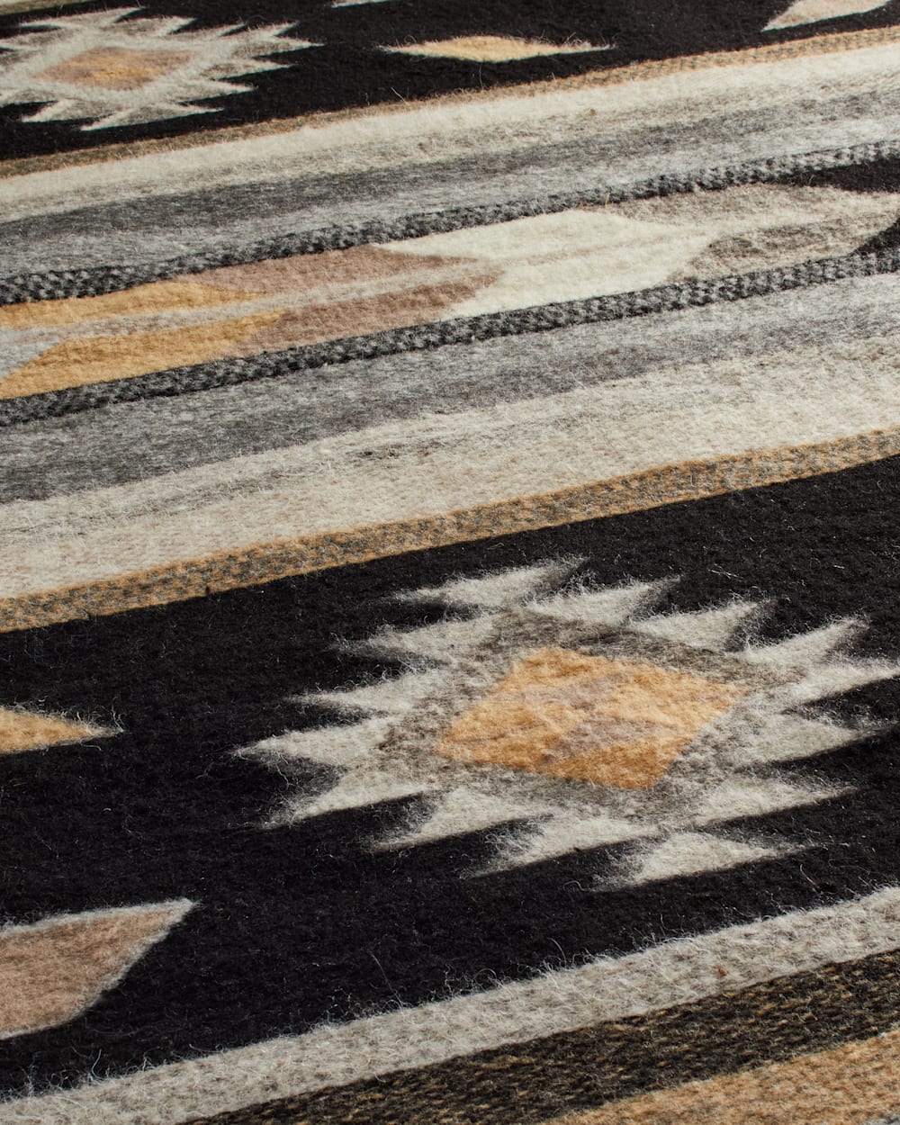 Handmade All-wool Embers Rug | Pendleton