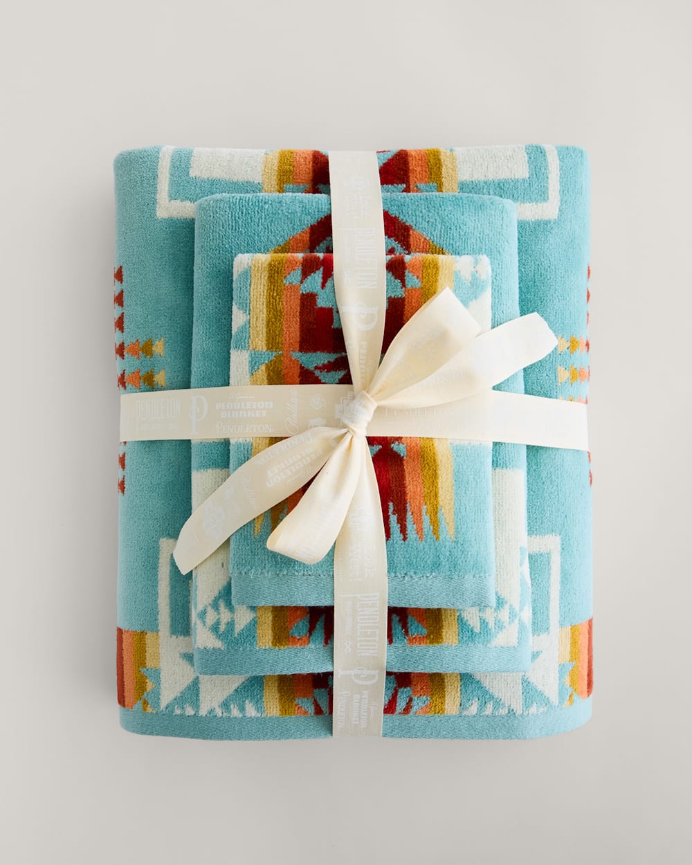 Shop Luxurious Chief Joseph Towels Stylish Comfort | Pendleton