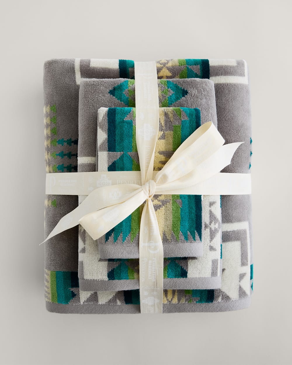 Shop Luxurious Chief Joseph Towels Stylish Comfort | Pendleton