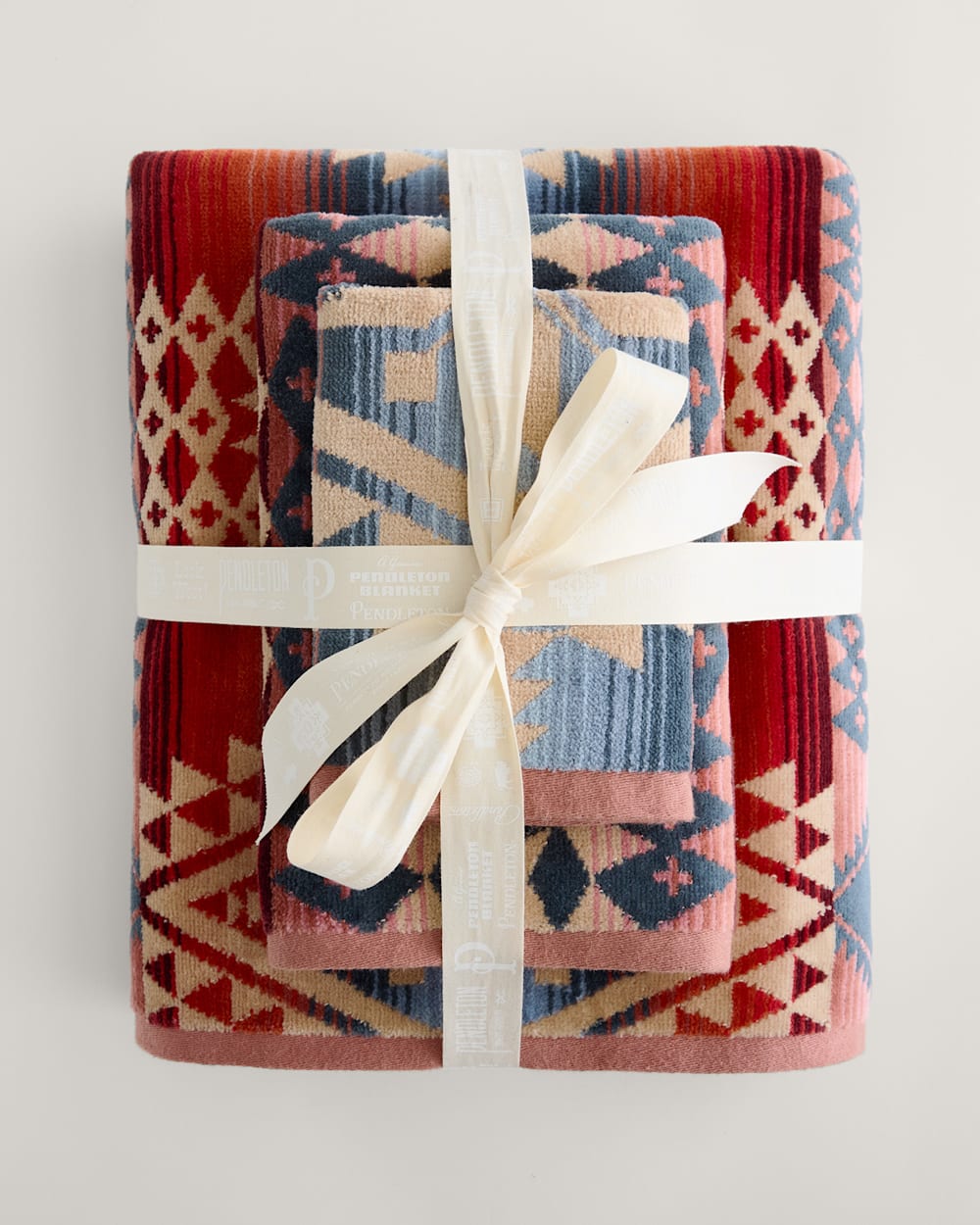 Shop Canyonlands Towels: Luxurious Comfort | Pendleton