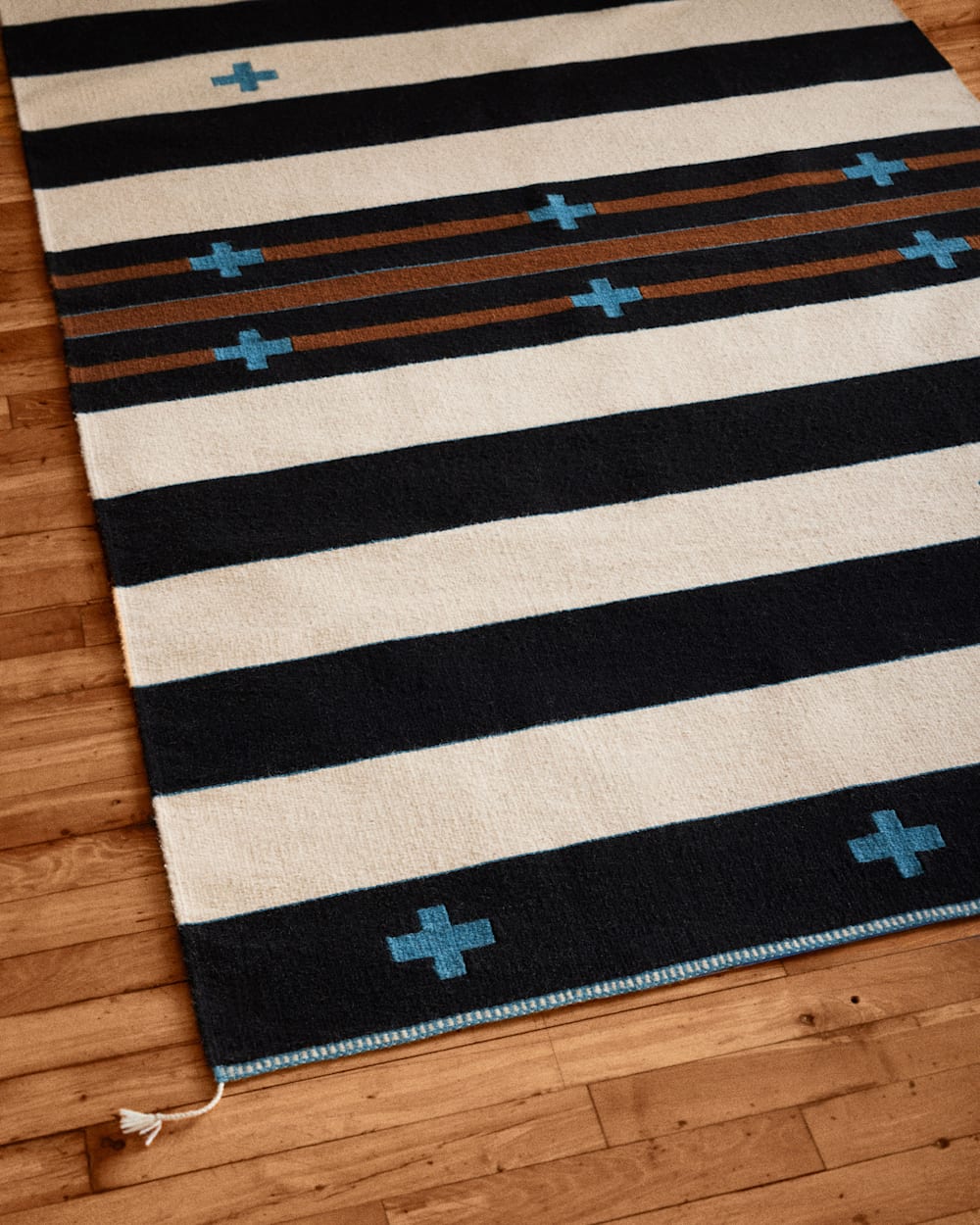 Furnish Your Home Southwest Style: Turquoise Crosses Rug | Pendleton