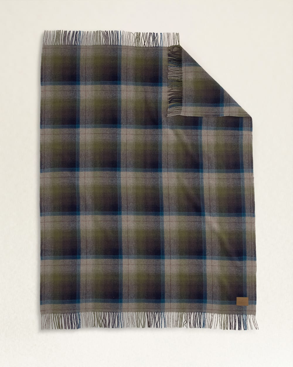 Shop Luxurious Motor Robe with Leather Carrier | Pendleton