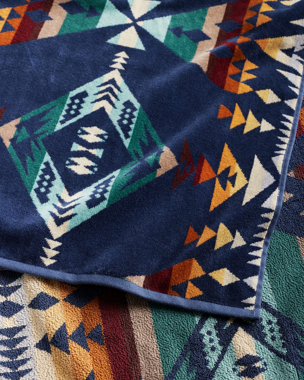 Diamond Peak Spa Towel | Pendleton