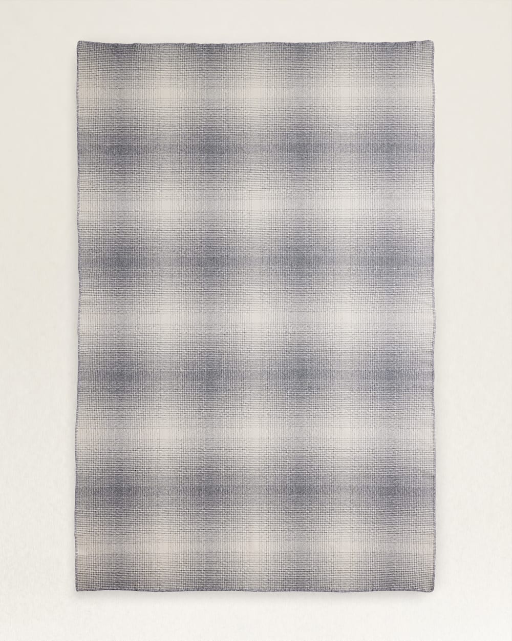 Shop the Eco-Wise Wool Ombre Blanket for Cozy Comfort! | Pendleton