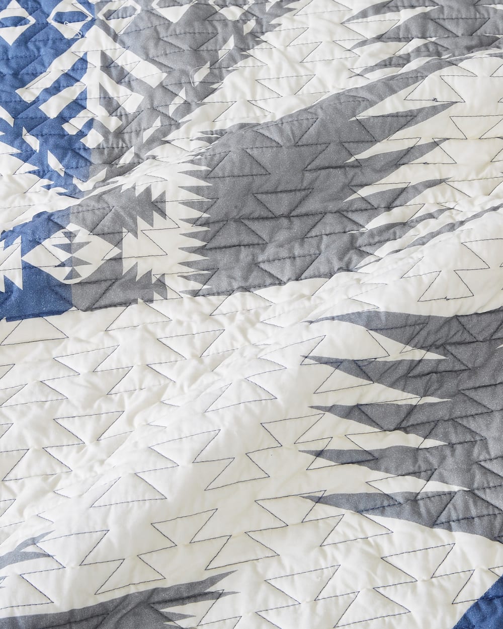 Shop Silver Bark Pieced Quilt Set | Pendleton