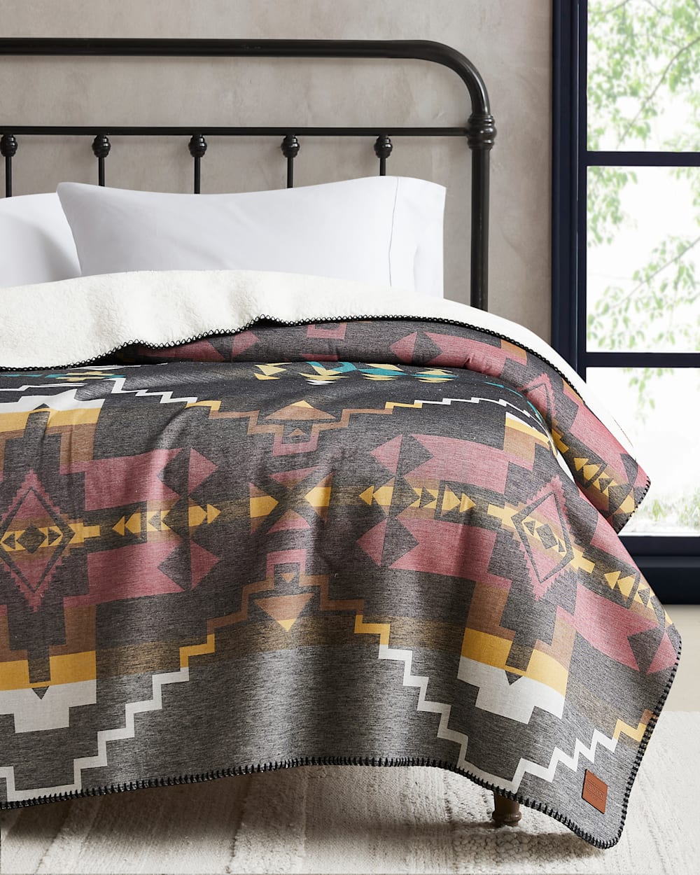 Shop Four Corners Sherpa Throw for Ultimate Comfort | Pendleton