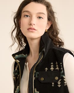 Shop Women's Laurel Fleece Vest | Pendleton