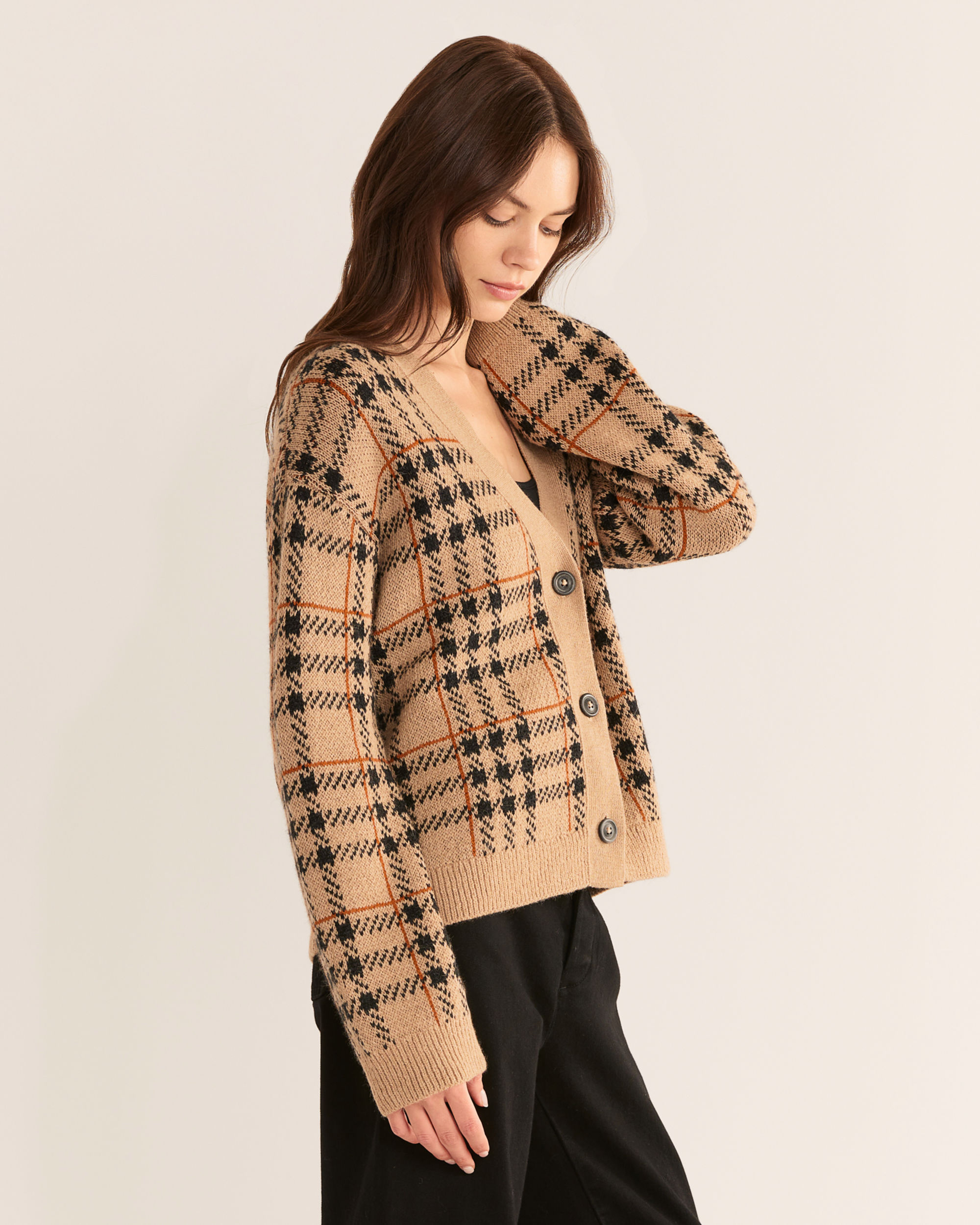Look Luxurious in the Women's Luxe Plaid Cardigan | Pendleton Woolen Mills