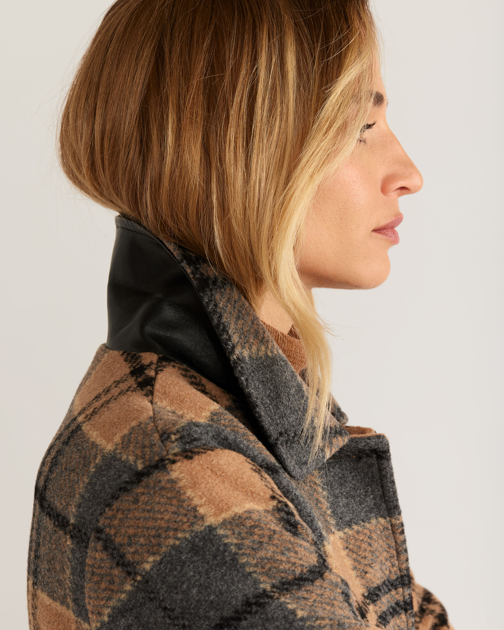WOMEN'S NAPA BUTTON-FRONT BARN COAT | Pendleton