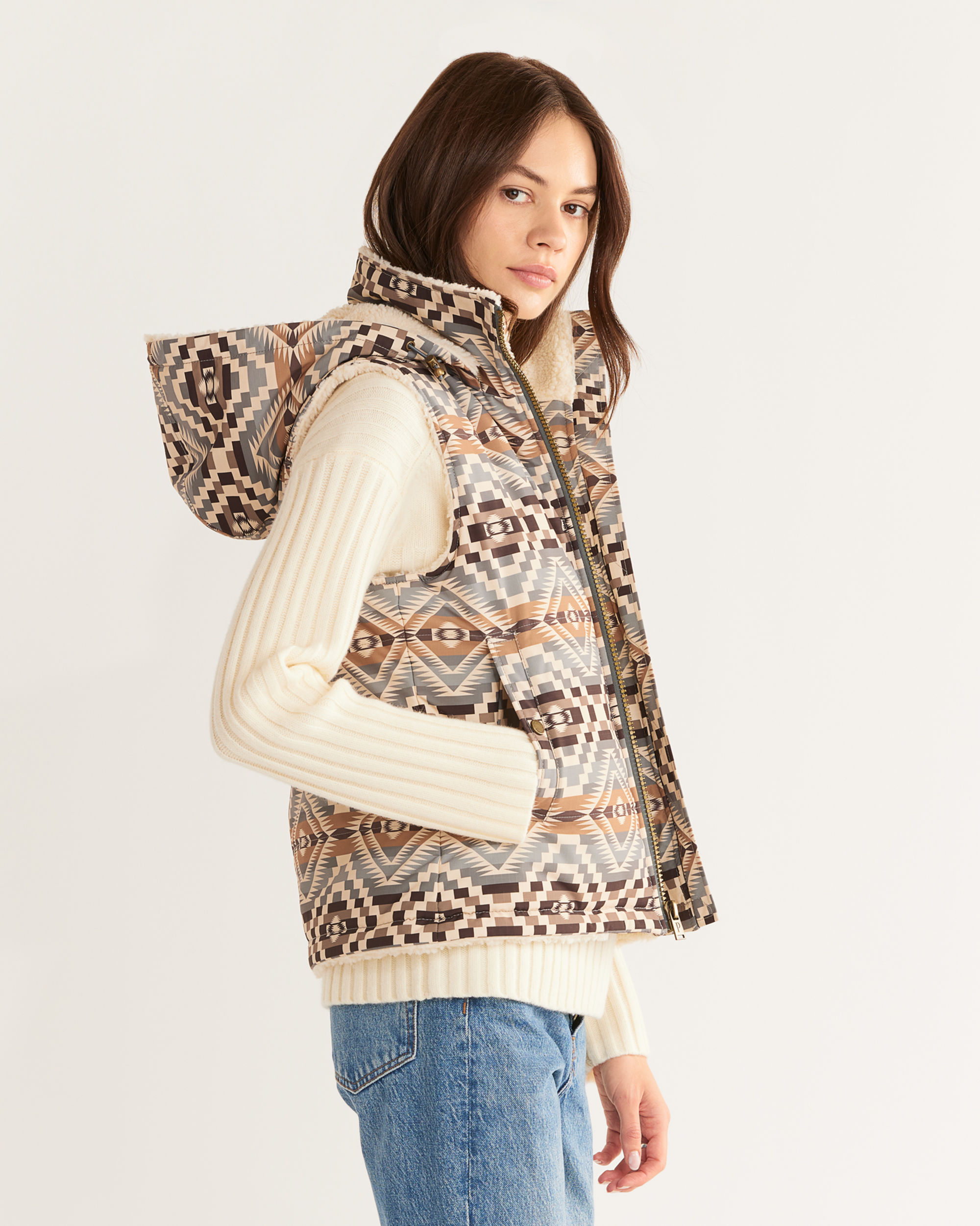 WOMEN'S BERBER FLEECE-LINED VEST | Pendleton Woolen Mills