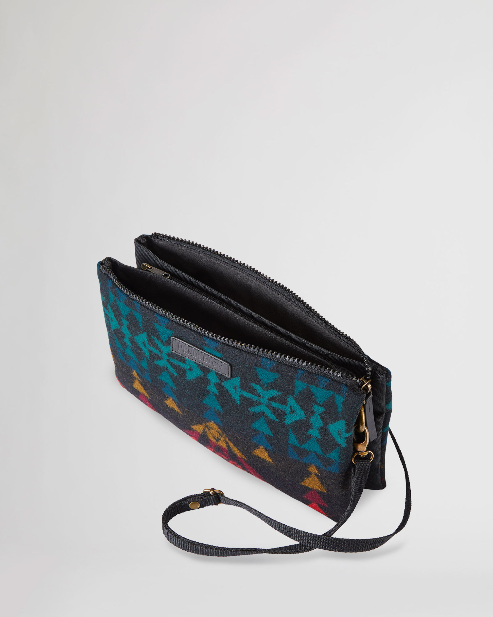 LARGE THREE POCKET KEEPER