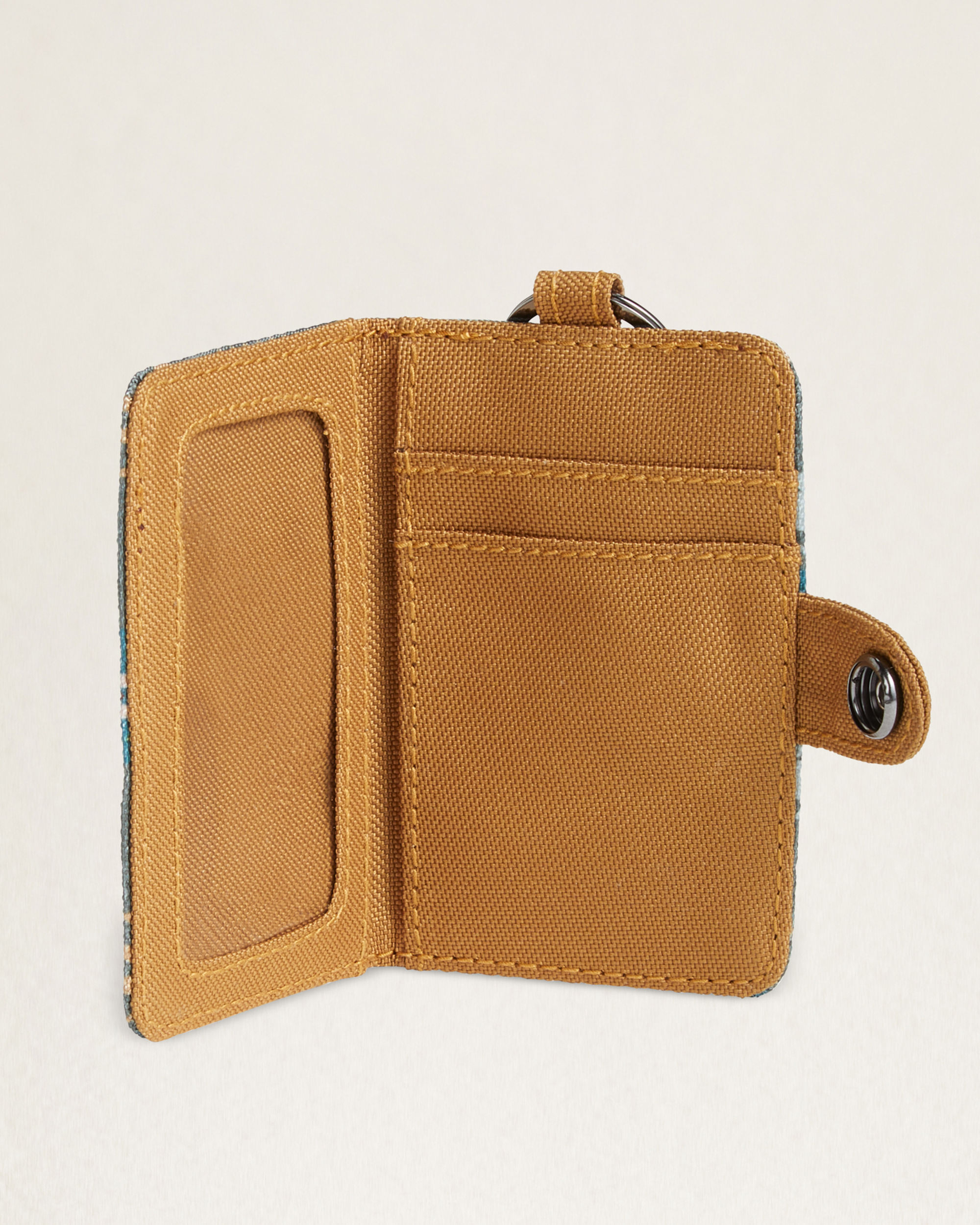 Shop The Stylish Rancho Arroyo Explorer Wallet | Pendleton