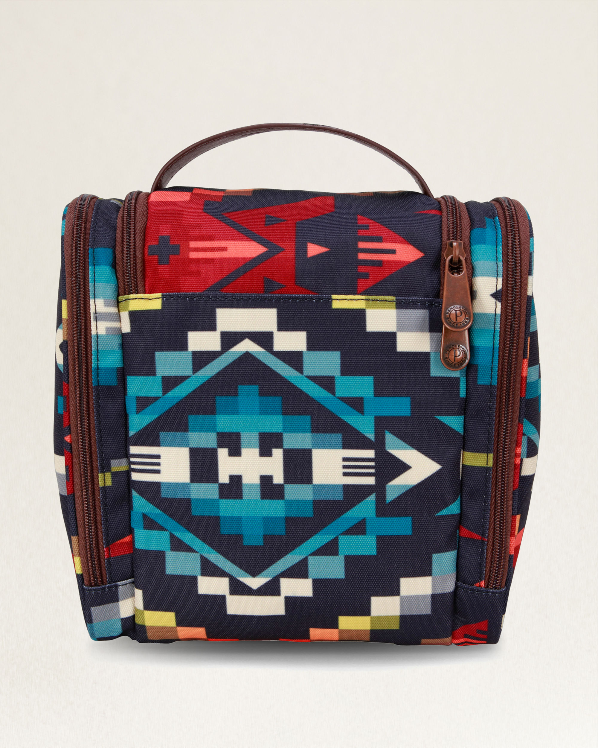 Shop Carico Lake Deluxe Toiletry Bag | Pendleton