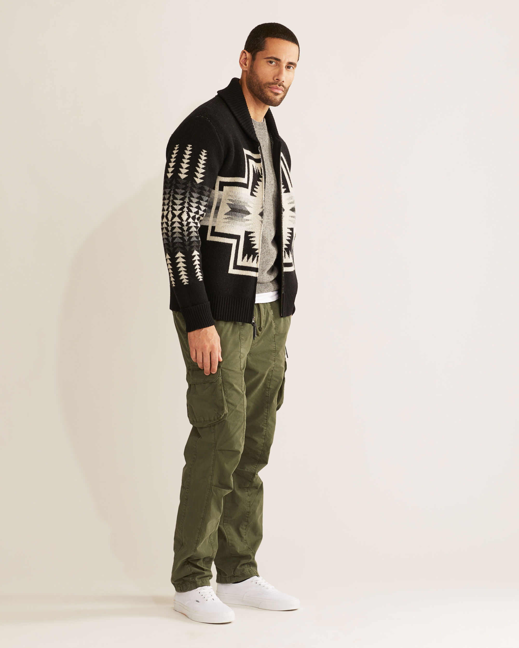 Stay Stylish & Cozy in Men's Harding Zip Lambswool Cardigan | Pendleton