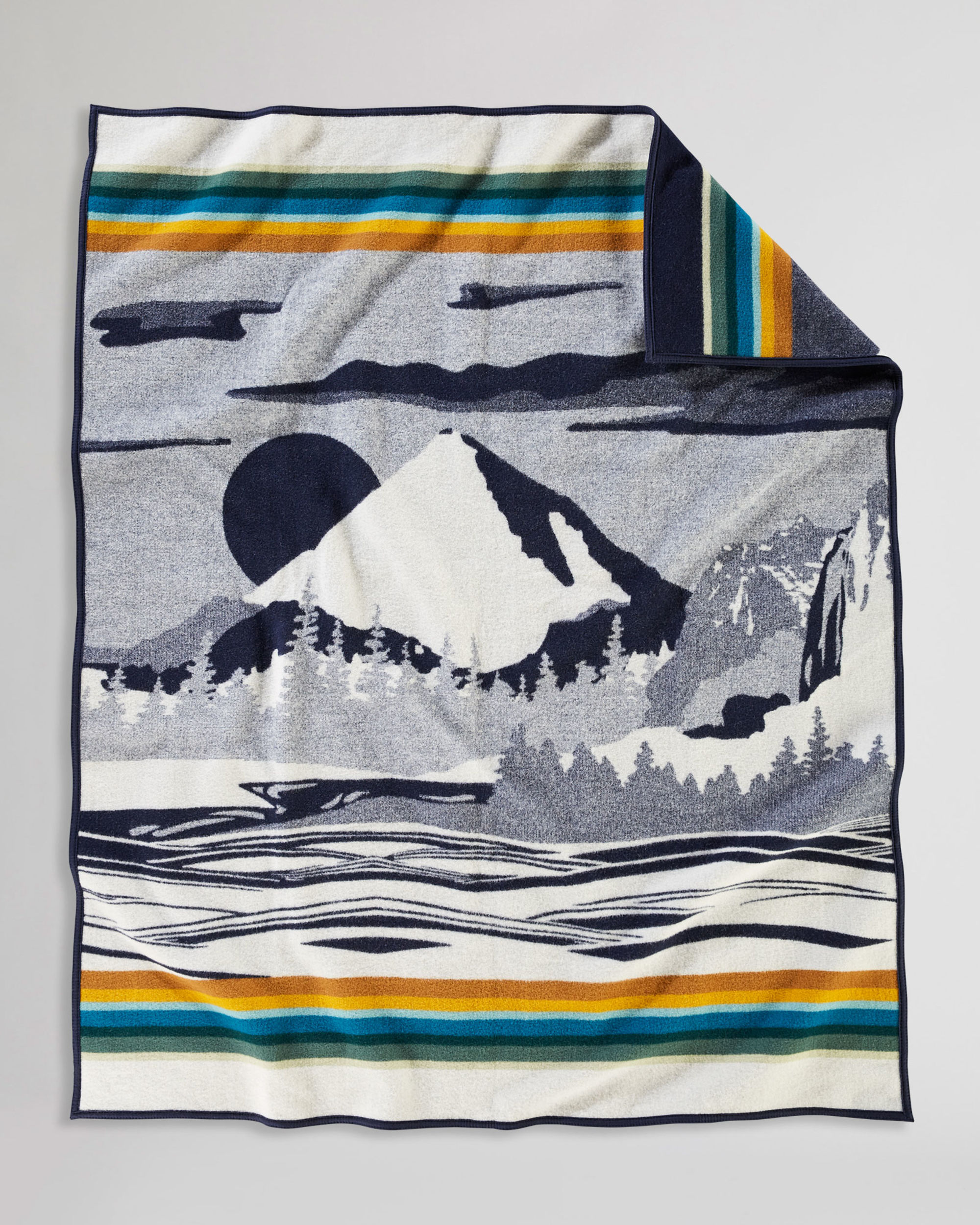 Pacific Wonderland Blanket | Pendleton Woolen Mills