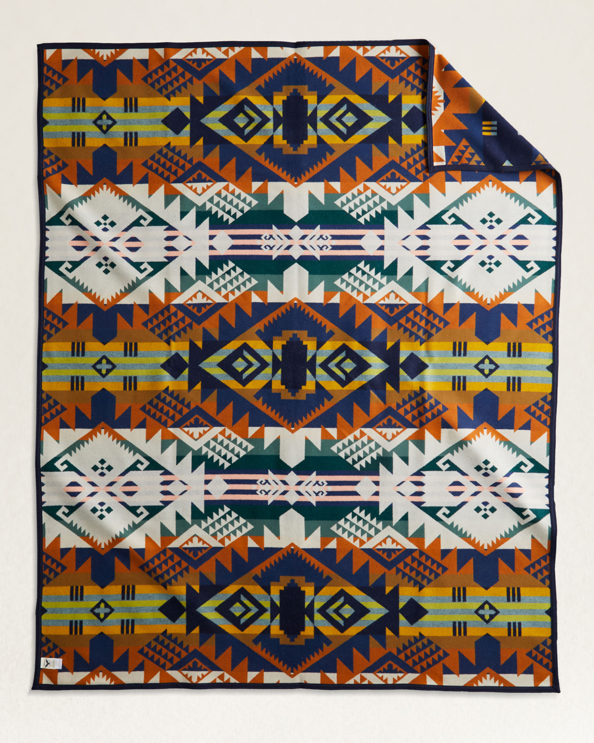 Shop Comfortable and Stylish Journey West Blanket | Pendleton